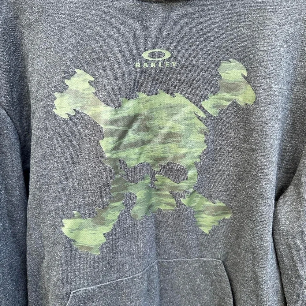 Oakley | Shirts | Oakley Grey Center Logo Camo Skull And Bones Graphic ...
